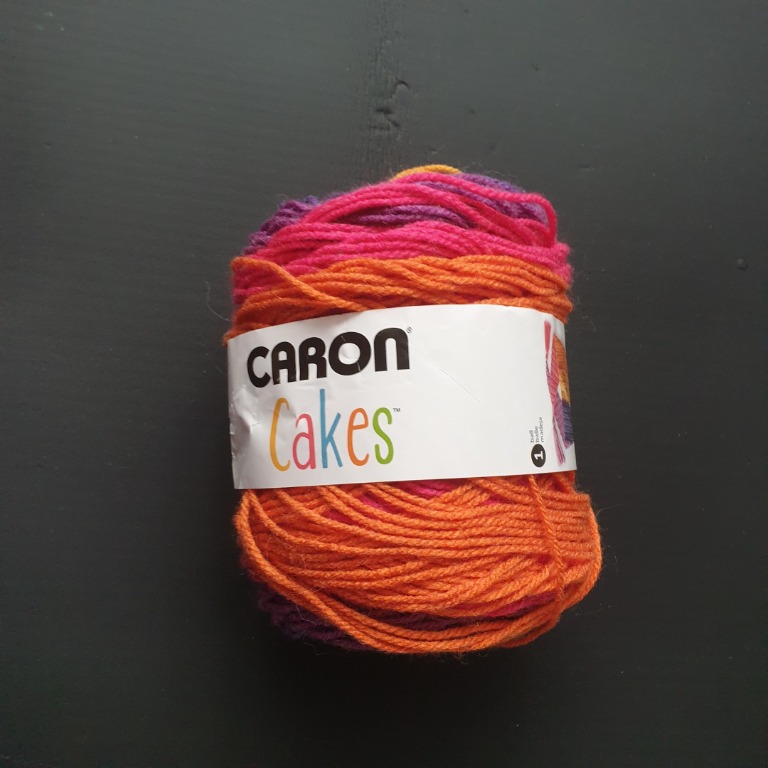 Caron Cakes Funfetti 17018 Acrylic Wool Blend Yarn 200g, Hobbies & Toys ...