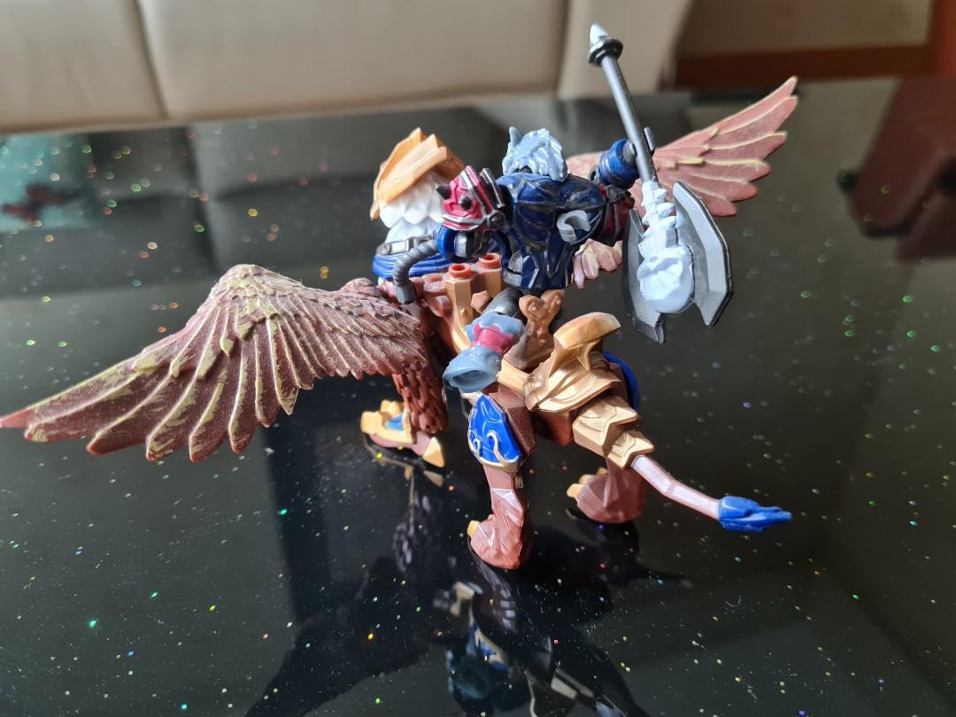 Mega Bloks World of Warcraft Swift Gryphon and Graven (Alliance Worgen ...