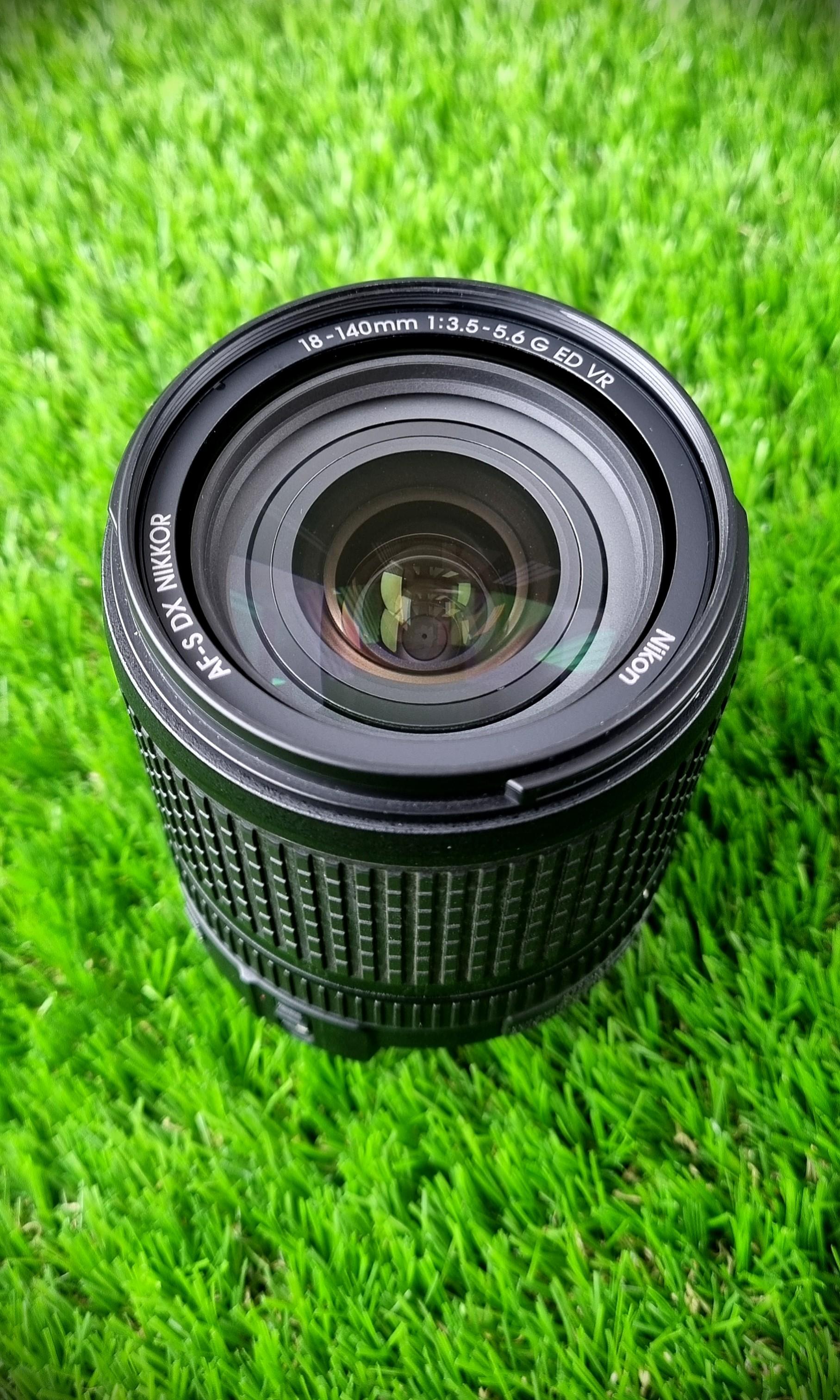 Nikon 18-140mm Fmount lens, Photography, Lens & Kits on Carousell