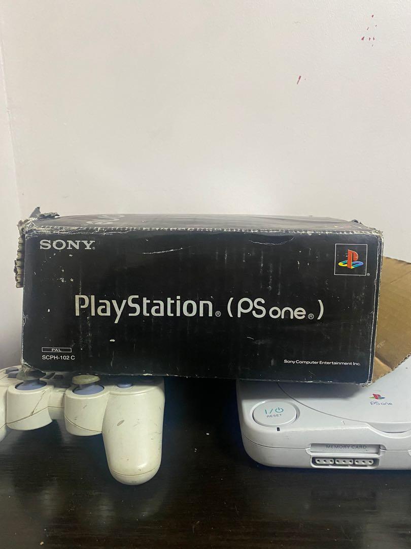 Retro PSOne / Playstation 1 (Complete with Box, Controller, Wires ...