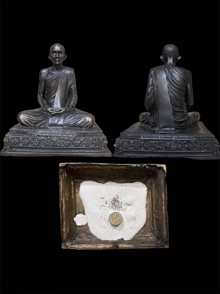 Thai bucha, Hobbies & Toys, Memorabilia & Collectibles, Religious Items ...