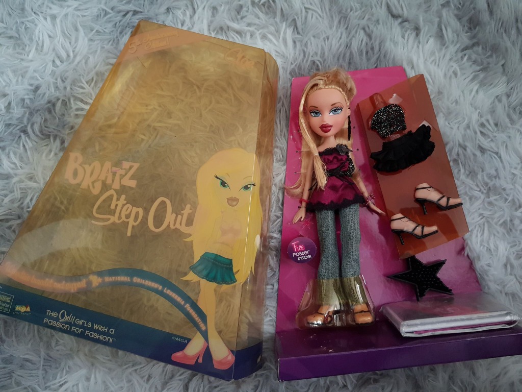 BRATZ - Step Out Collection: Cloe (5th Anniversary Edition), Hobbies ...
