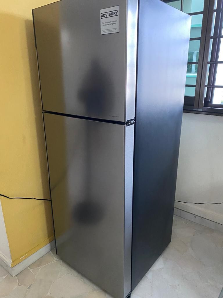Hitachi 260L Fridge (1 year old!), TV & Home Appliances, Kitchen ...