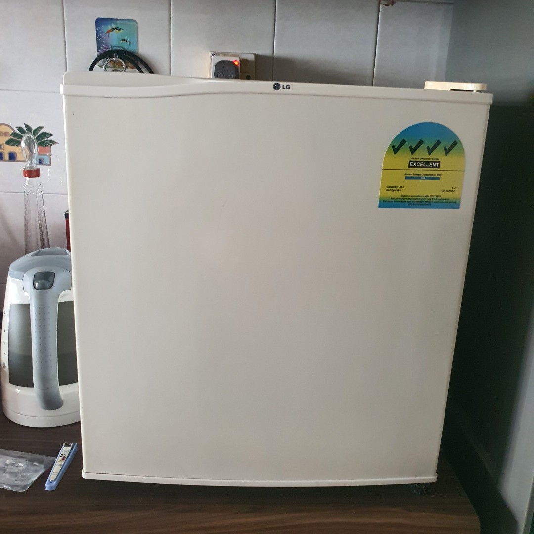 LG Mini Fridge 46L, TV & Home Appliances, Kitchen Appliances ...