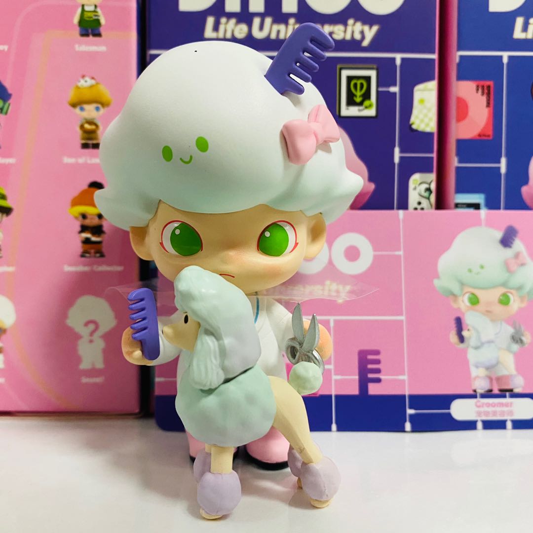 Popmart Dimoo Life University- Groomer, Hobbies & Toys, Toys & Games on ...
