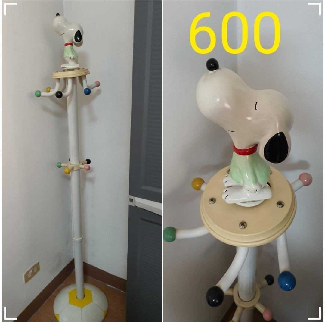 Snoopy bag stand, Furniture & Home Living, Office Furniture & Fixtures ...