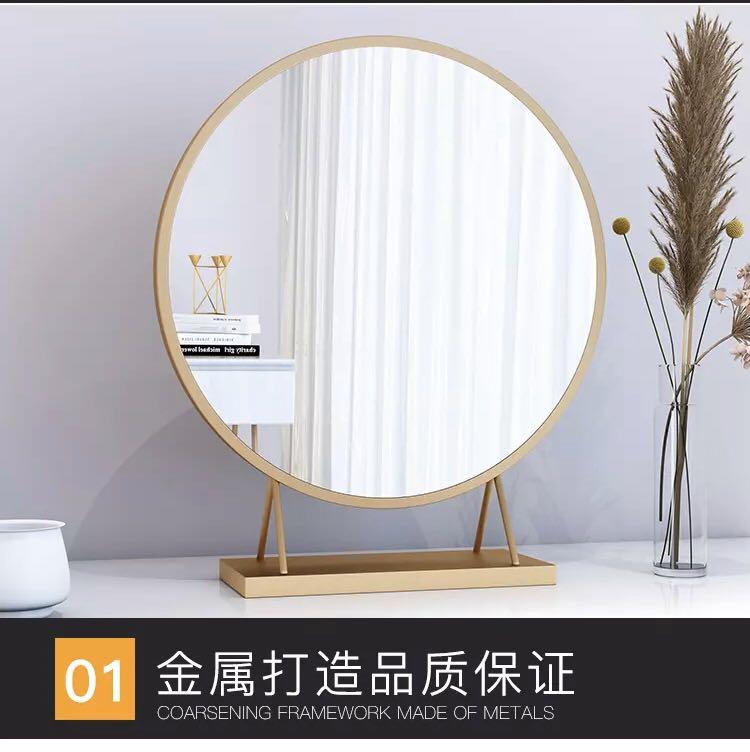 Table mirror / Make up mirror, Beauty & Personal Care, Face, Makeup on ...