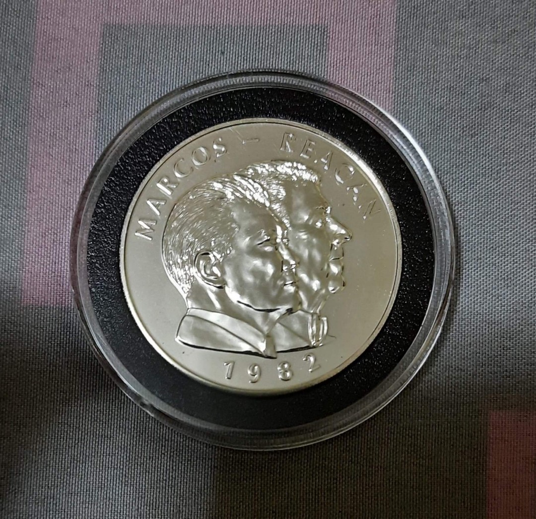 25 piso Marcos reagan silver coin, Hobbies & Toys, Memorabilia ...