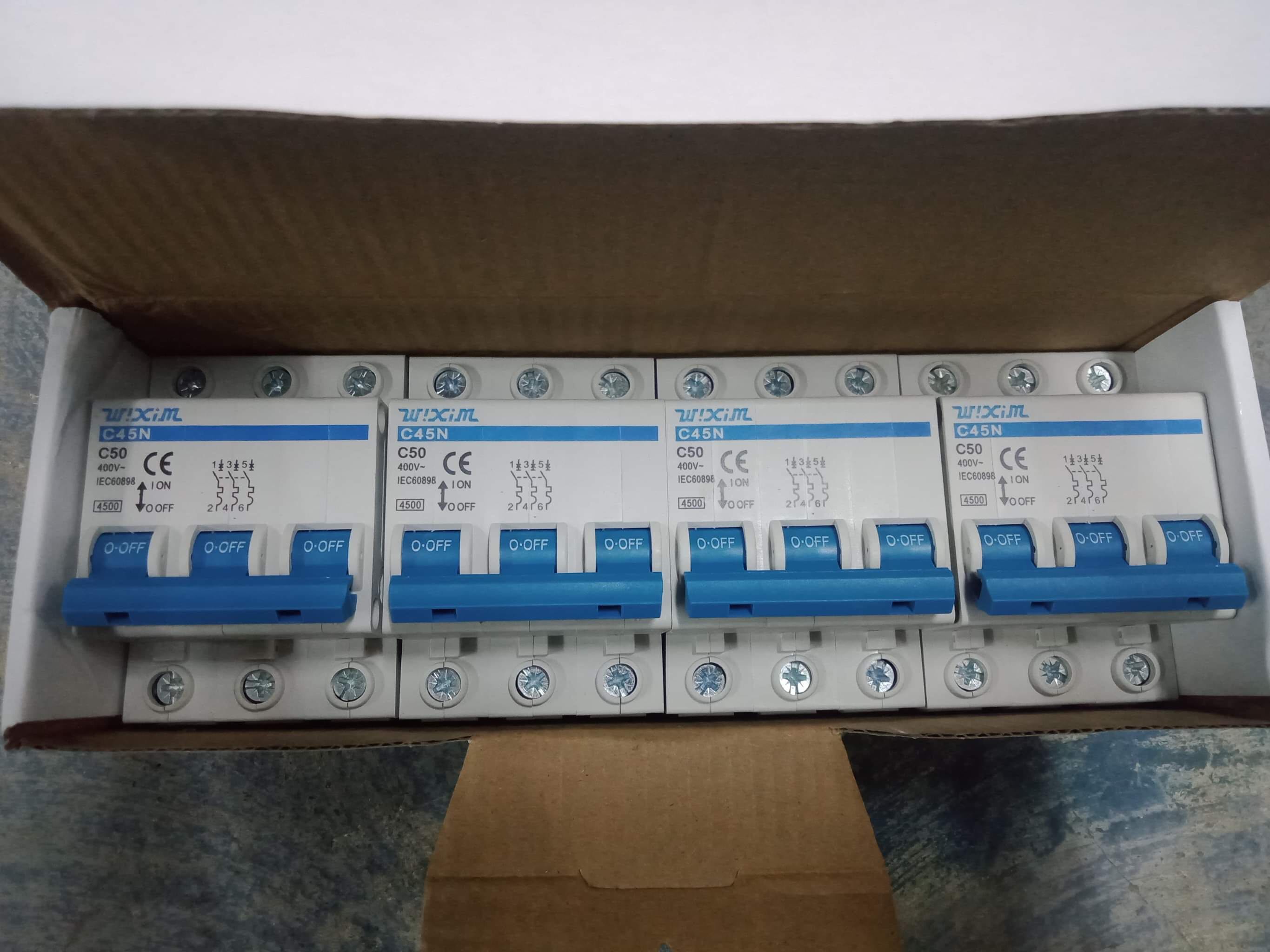 C45N Series Mini Breaker, Furniture & Home Living, Cleaning & Homecare ...