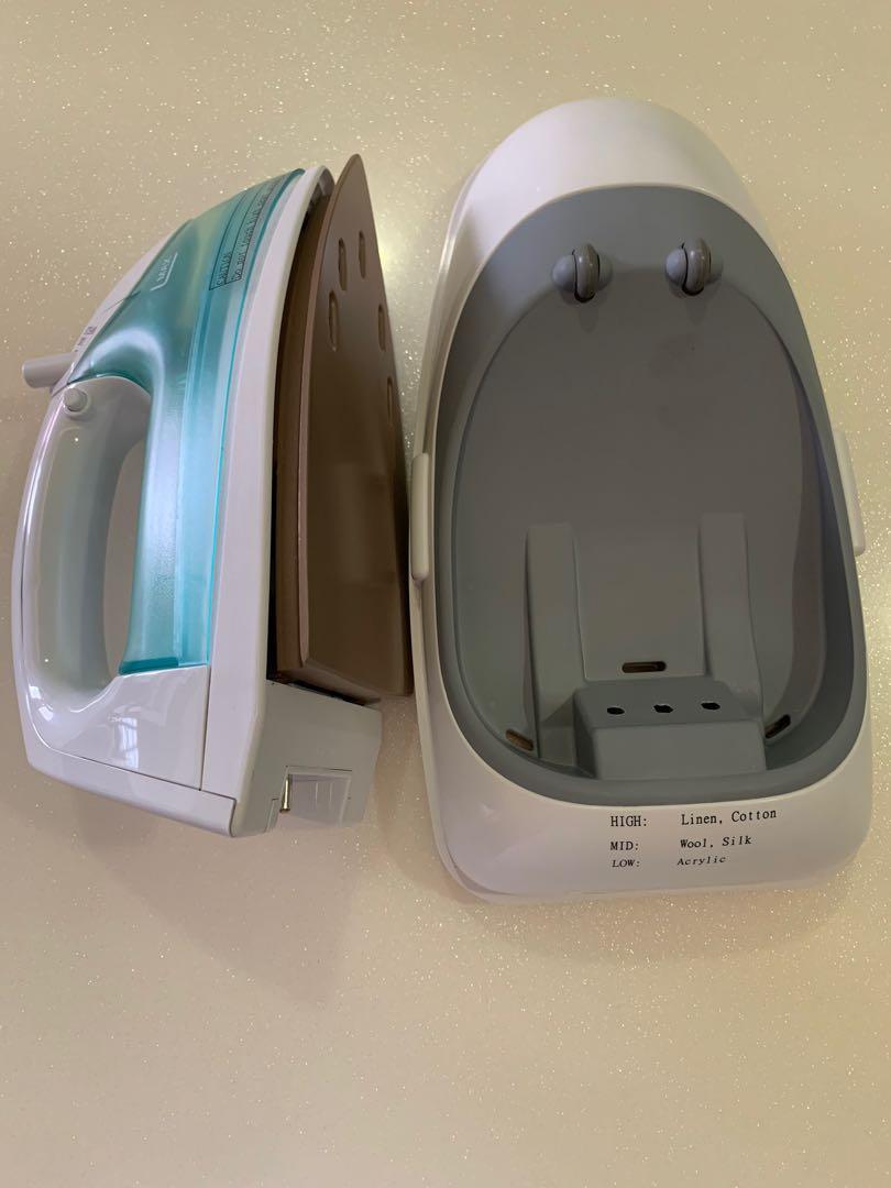 Hitachi Iron, TV & Home Appliances, Irons & Steamers on Carousell
