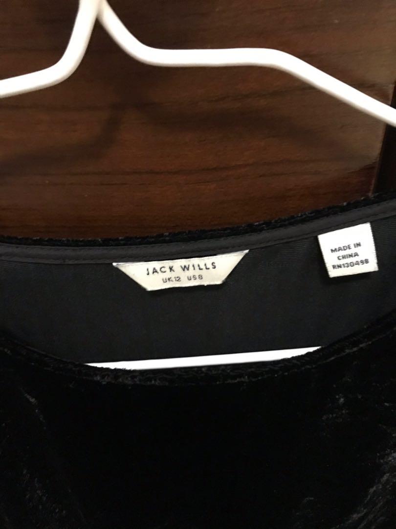 Jack wills top, 女裝, 上衣, 其他上衣 - Carousell