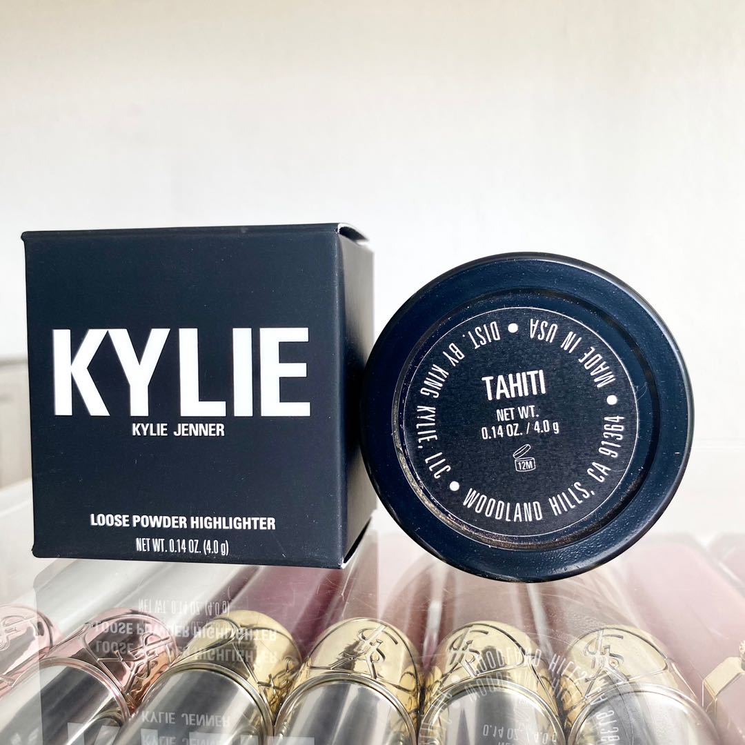 Kylie Loose Powder Highlighter, Kesehatan & Kecantikan, Rias Wajah di ...