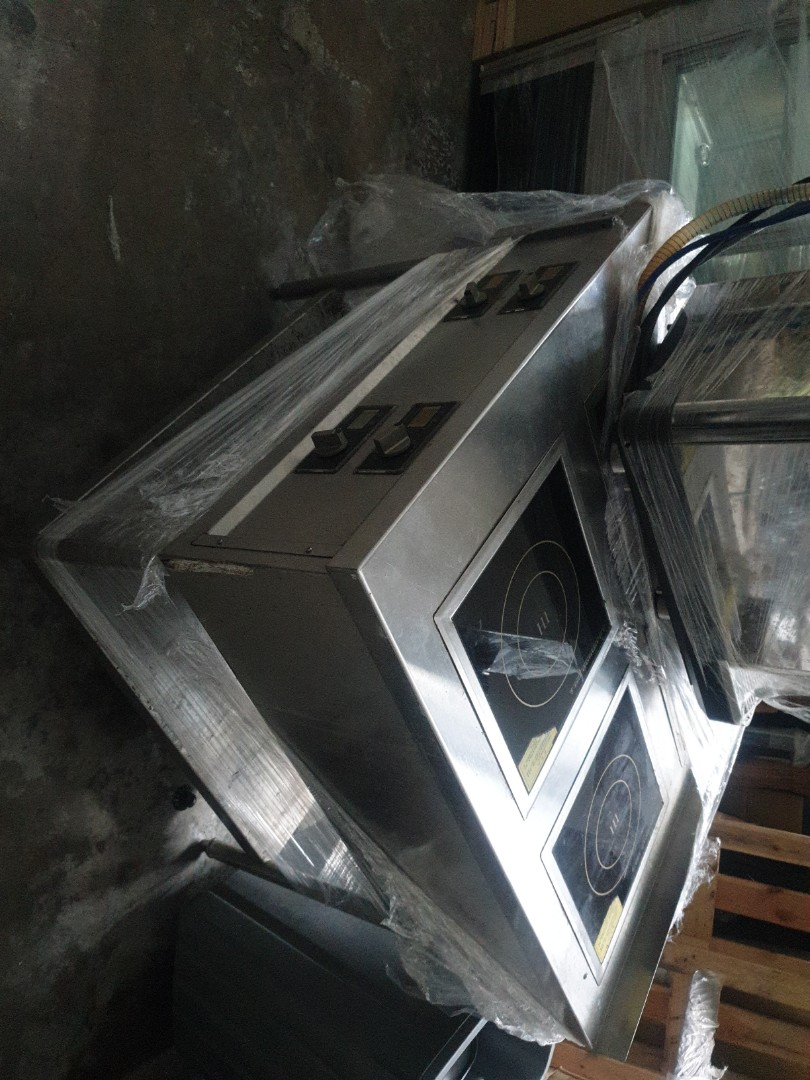 SS Table w Inbult Induction, TV & Home Appliances, Kitchen Appliances ...