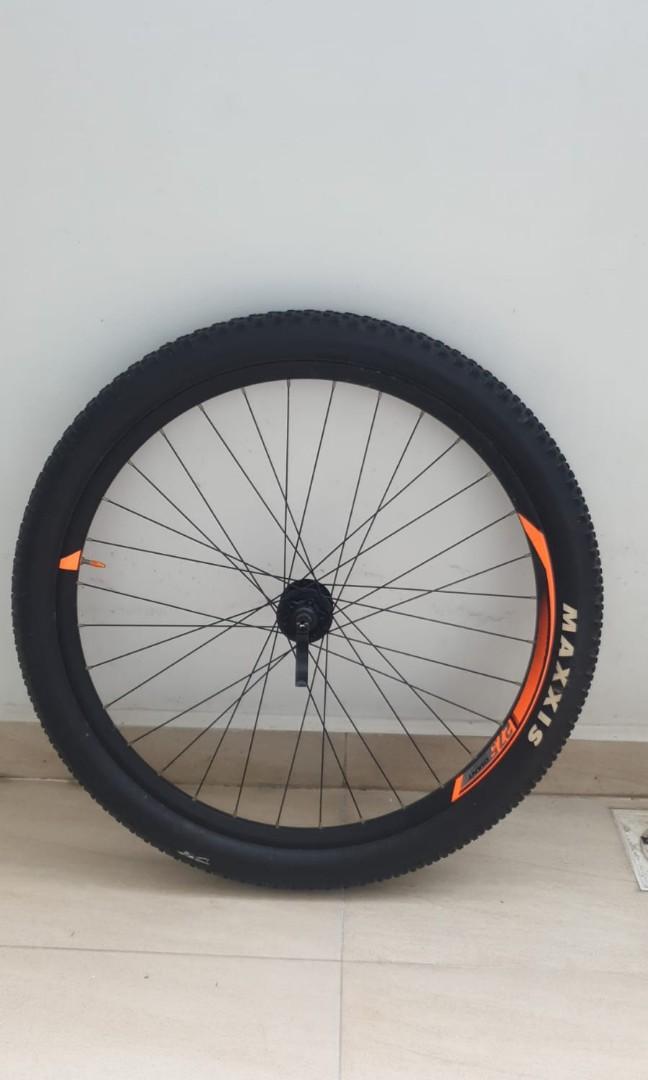 Giant Stock Rims, Sports Equipment, Bicycles & Parts, Bicycles on Carousell