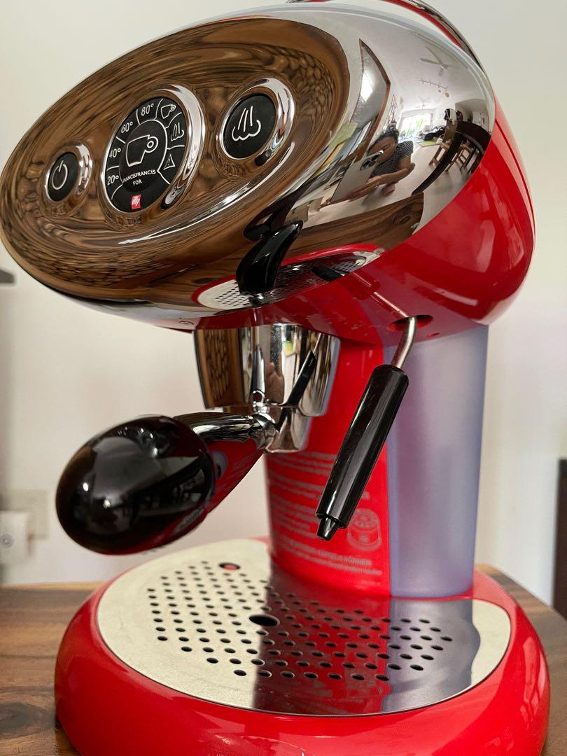 illy X7.1 Francis Francis Expresso capsule coffee machine, TV & Home ...