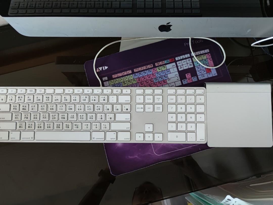 iMac 2011 21.5吋 連 Keyboard Track pad, 電腦＆科技, 電腦周邊及配件, 電腦鍵盤及相關產品 - Carousell