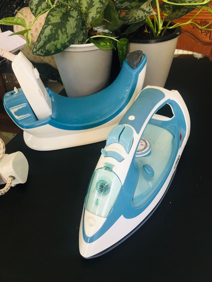 JML Steam Iron, TV & Home Appliances, Irons & Steamers on Carousell