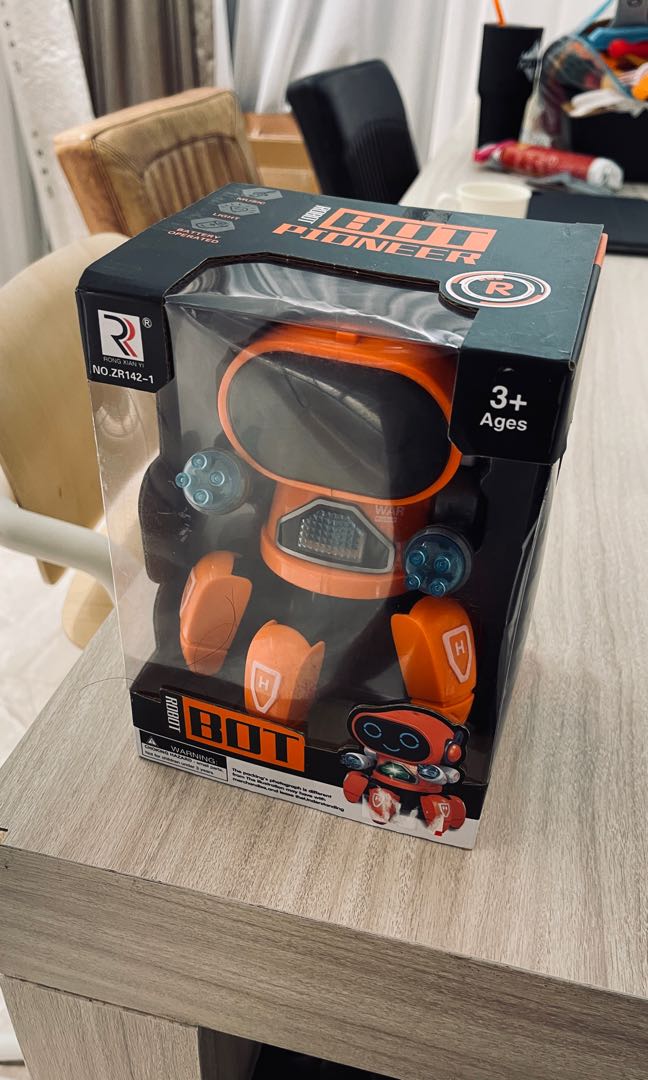 Robot Bot Pioneer, Hobbies & Toys, Toys & Games on Carousell