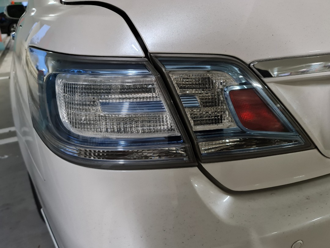 Toyota camry acv41 acv40 hybrid rear light, Car Accessories ...