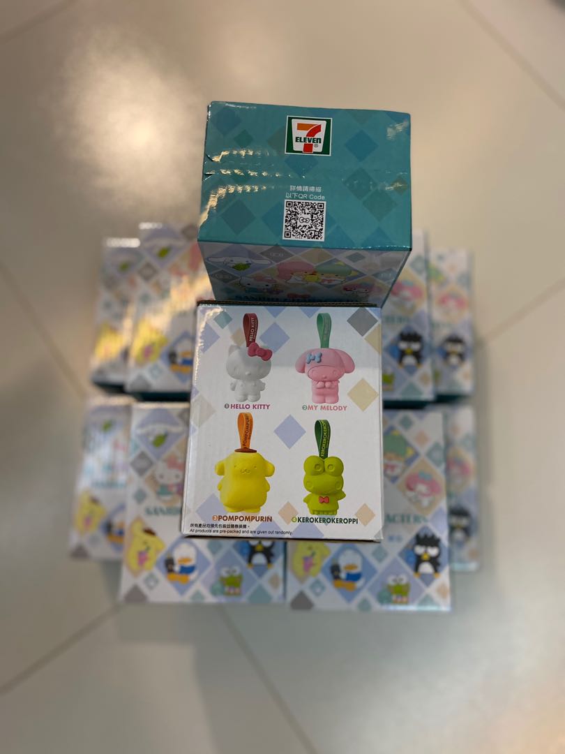7-11 SANRIO characters, 興趣及遊戲, 旅行, 旅遊 - 旅行必需品及用品 - Carousell