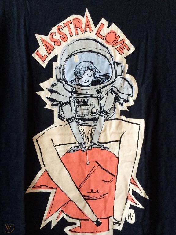 全新 3A threea tomorrow king KDA TK 淨 T-shirt, 男裝, 外套及戶外衣服 - Carousell