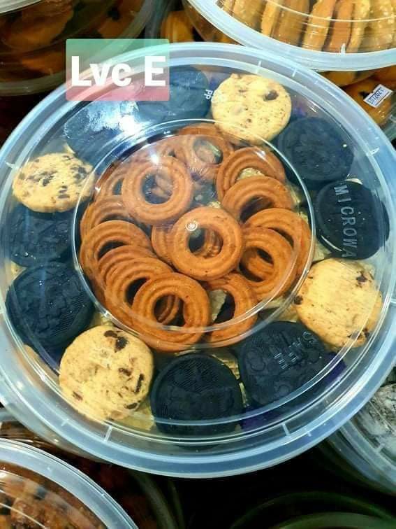 UNAVAILABLE!!!ASSORTED BISCUITS, Food & Drinks, Homemade Bakes on Carousell