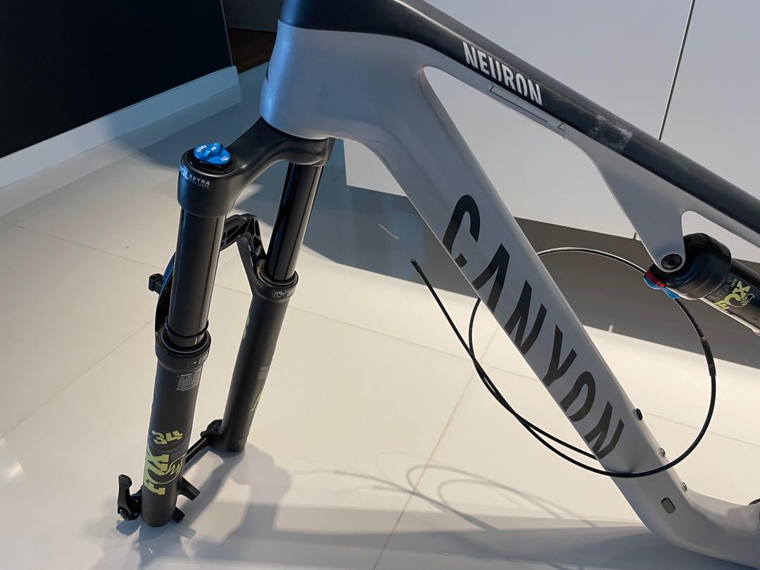 Canyon Neuron CF9 Frame Size L and Fox 34 Fork, Sports Equipment ...