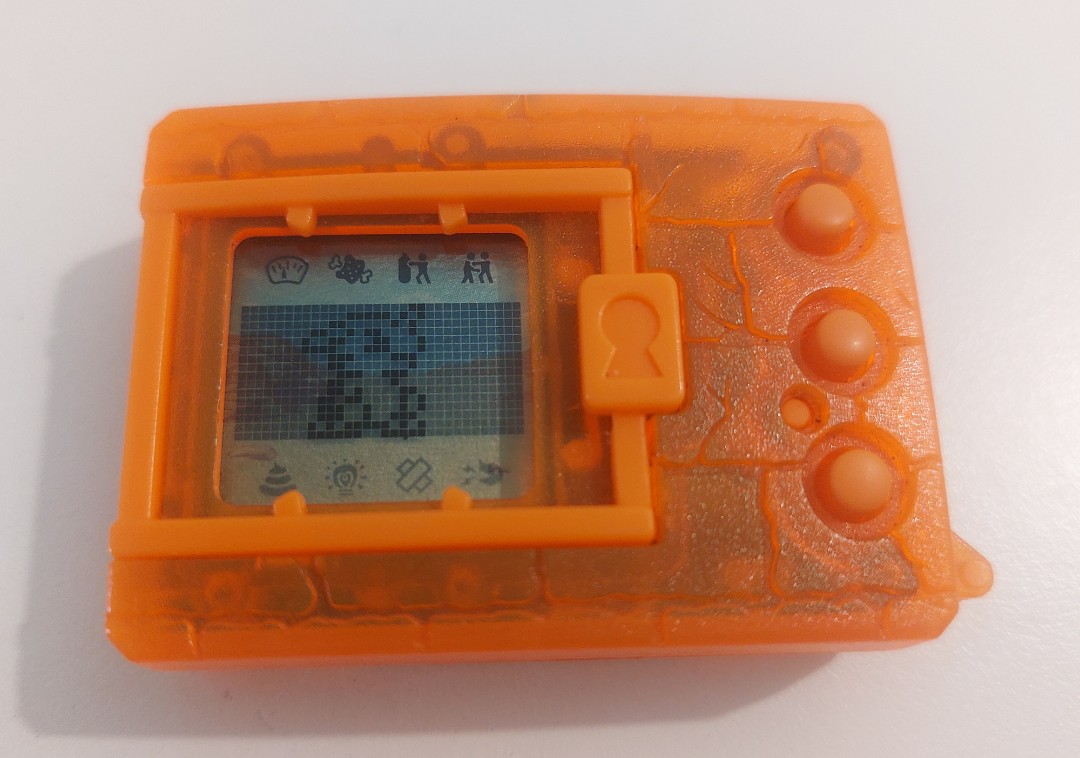 Digimon vpet version 2 japan custom, Hobbies & Toys, Toys & Games on ...