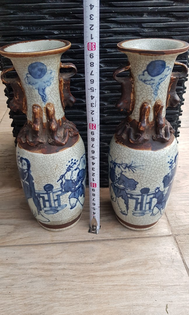 Guci antik vas perang, Antik, Pajangan di Carousell