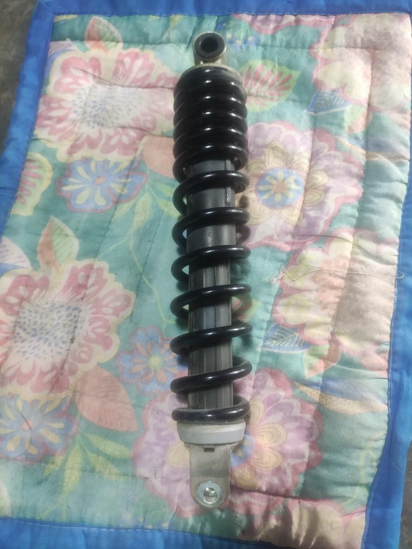 Honda click 150i clutch bell and shock all stock, Motorbikes, Motorbike ...