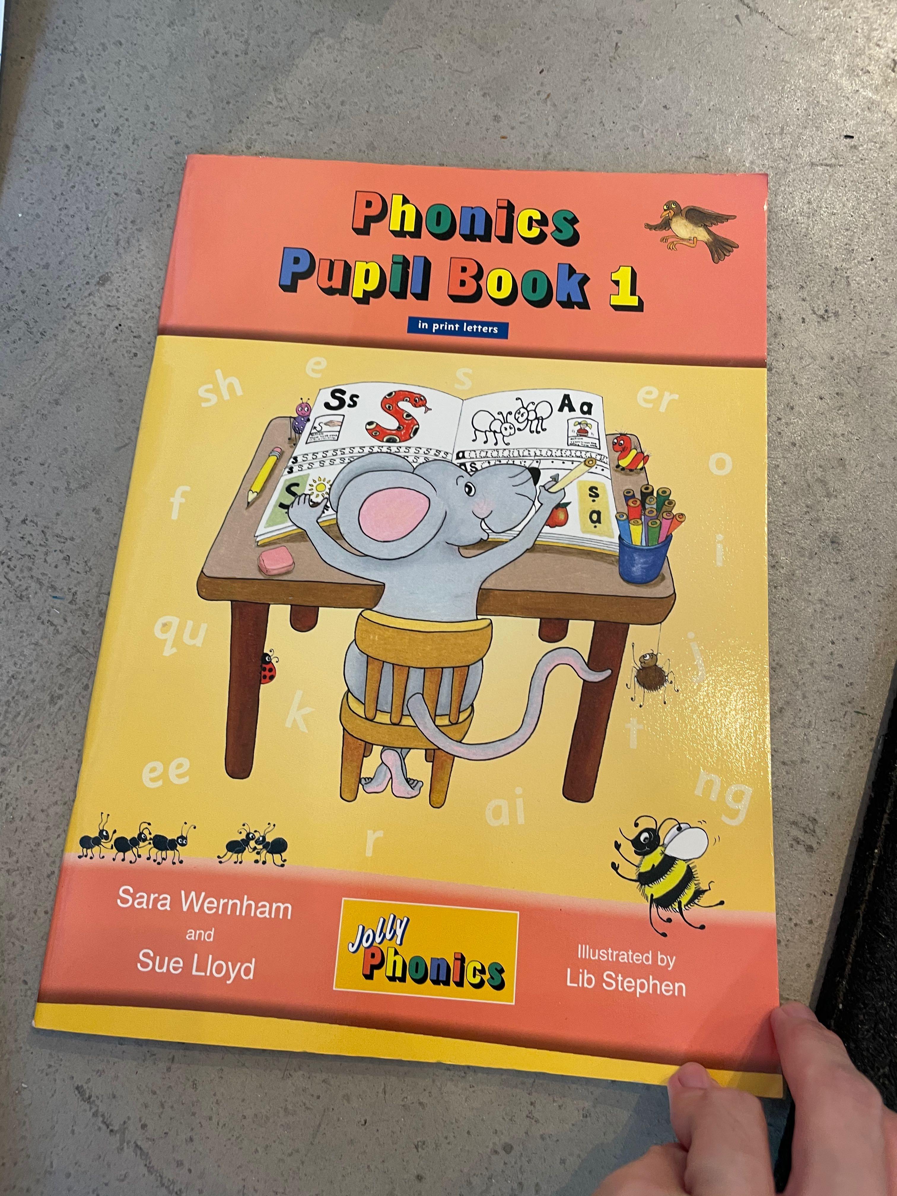 Jolly Phonics Starter Set: Set of 7 Hardcover Finger Phonics Books ...