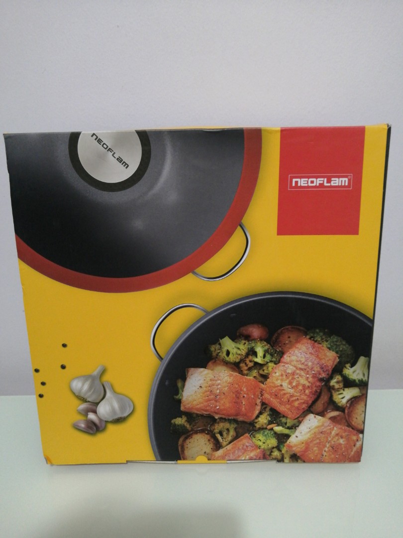 Neoflam 30cm stainless steel wok, Furniture & Home Living, Kitchenware ...