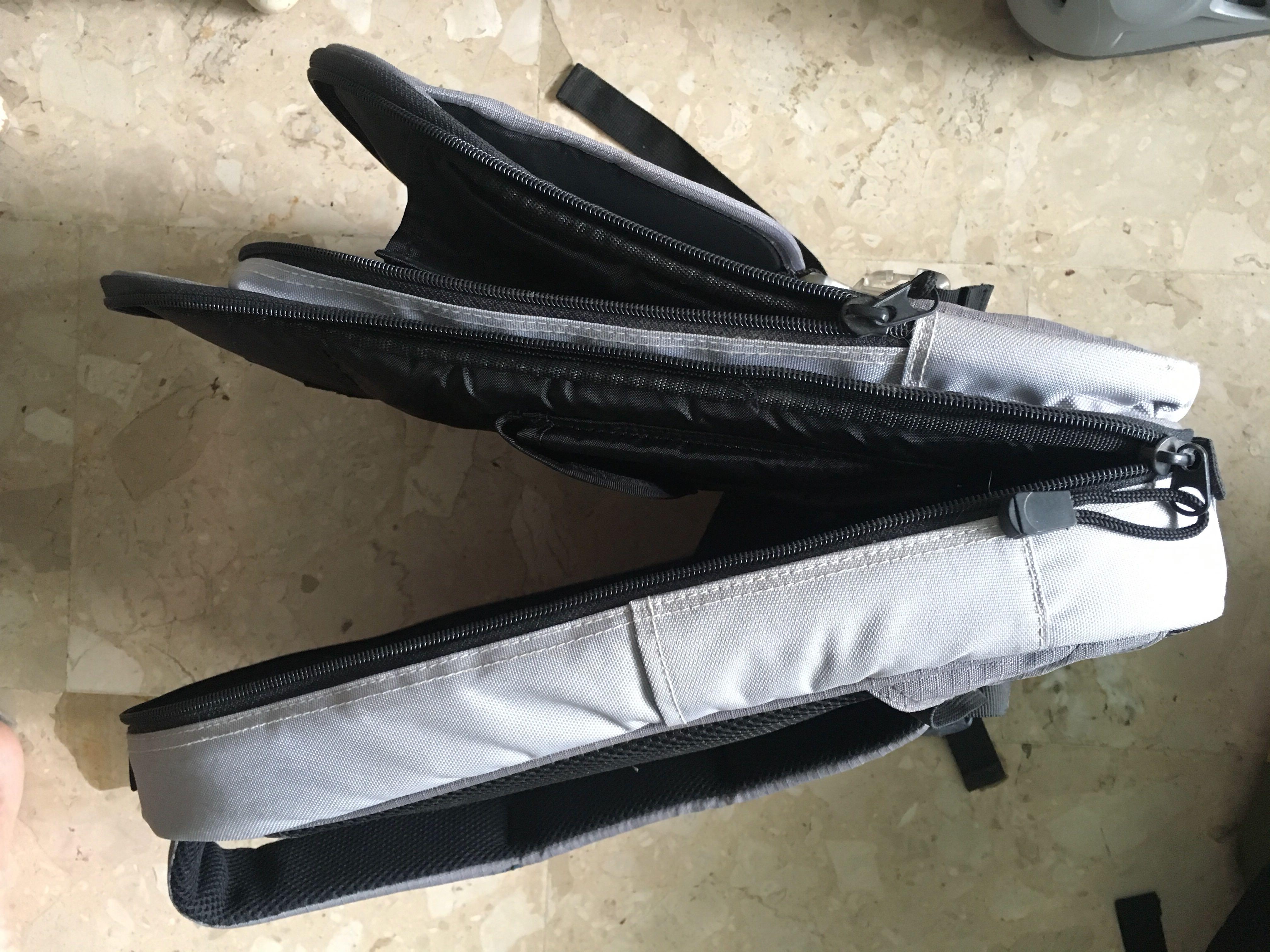 Old school laptop bag with Mac logo, Computers & Tech, Parts ...