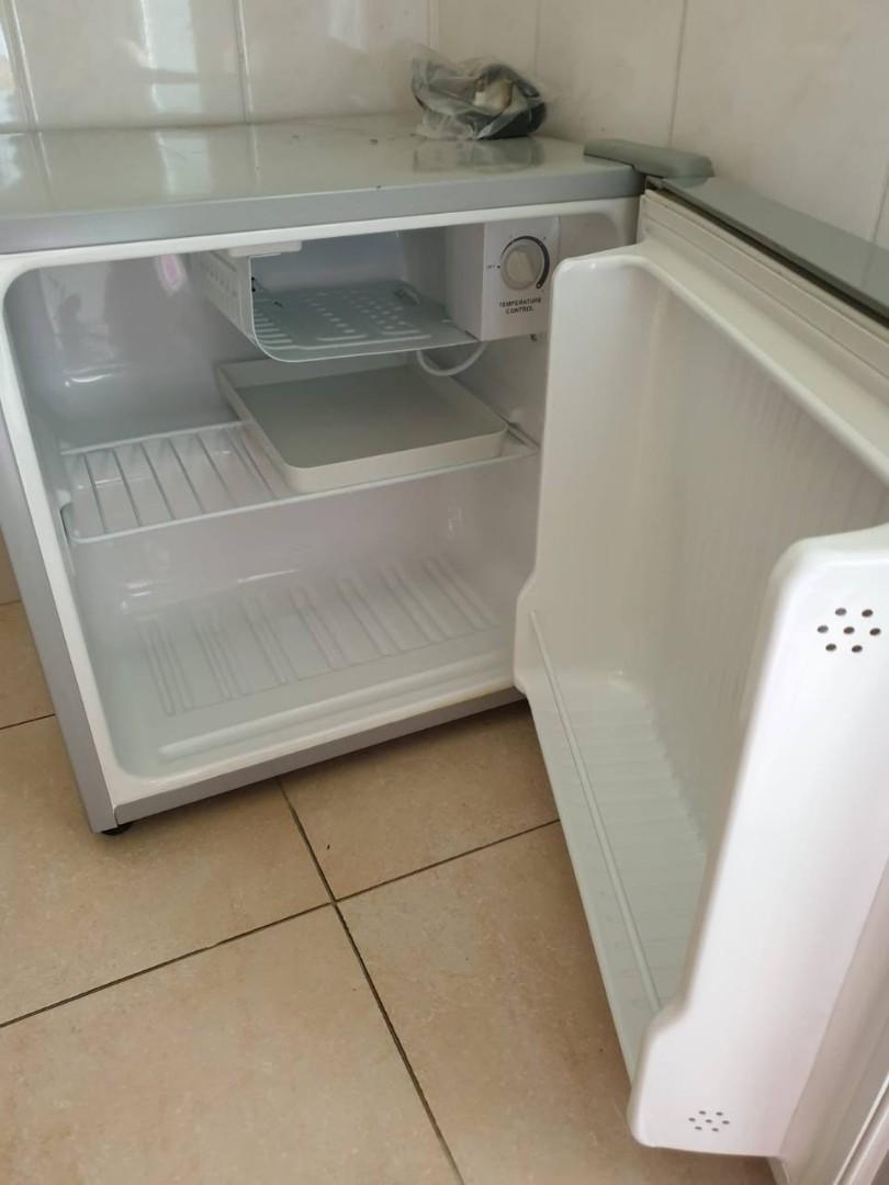 Panasonic Mini Fridge (50L), TV & Home Appliances, Kitchen Appliances ...