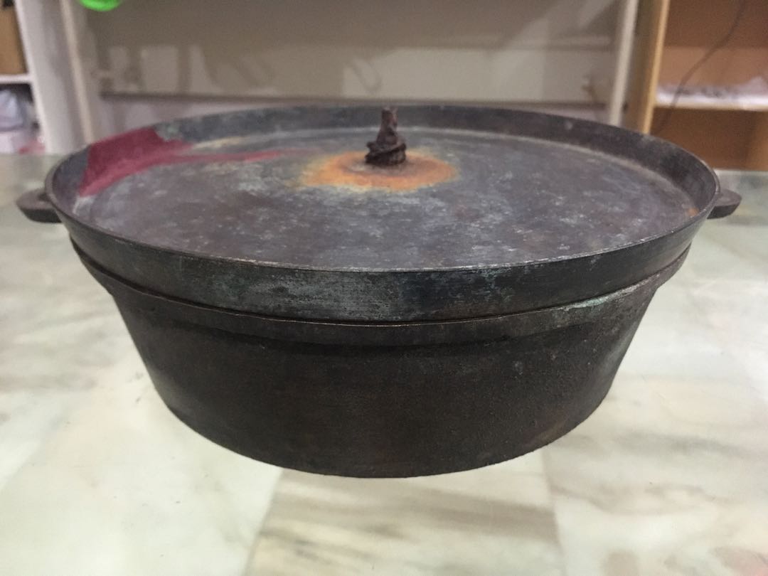 Periuk tembaga lama / vintage copper pot, Furniture & Home Living, Home ...