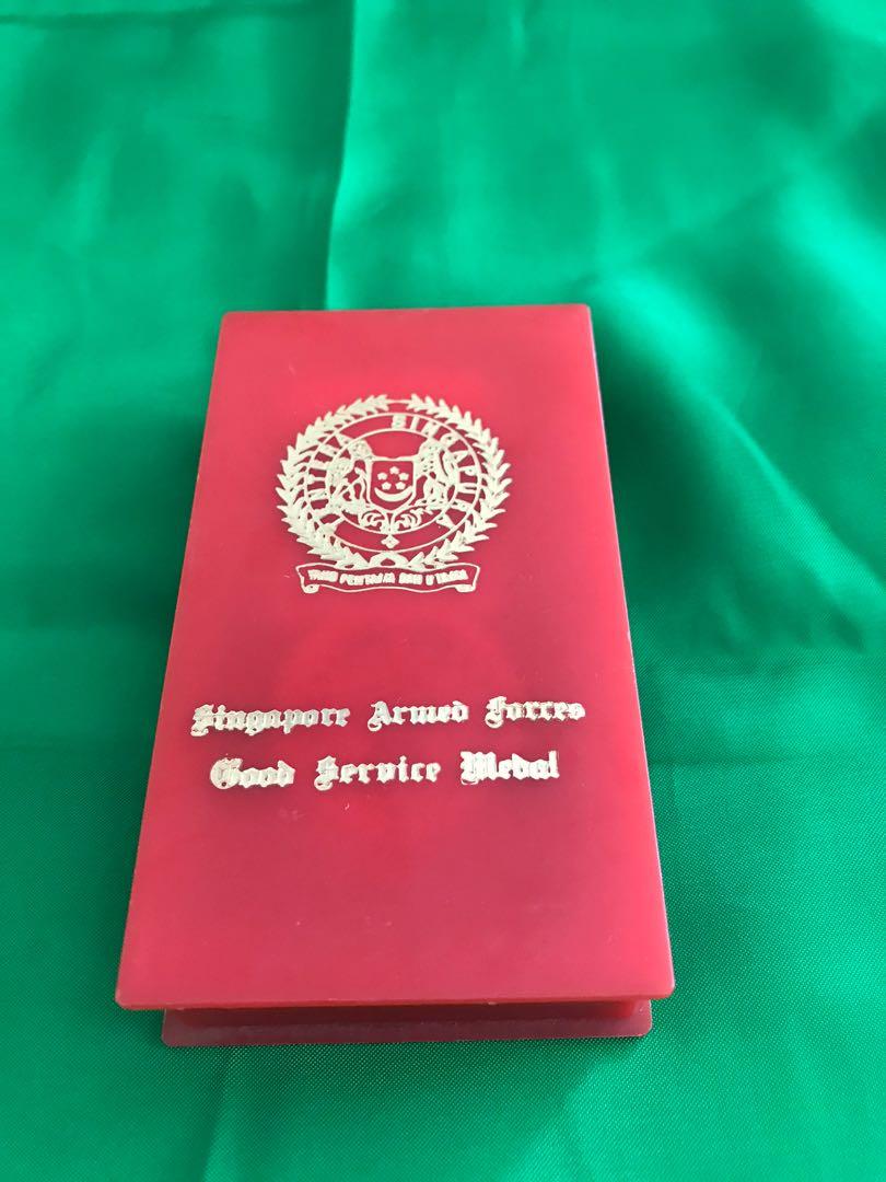 Singapore Army Forces For Good Service Medal with ribbon bin badge ...