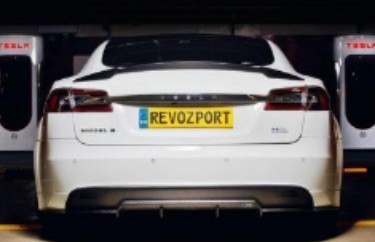 Tesla Model S Rear Diffuser and Trunk Lip (revozport), 汽車配件, 其他 - Carousell