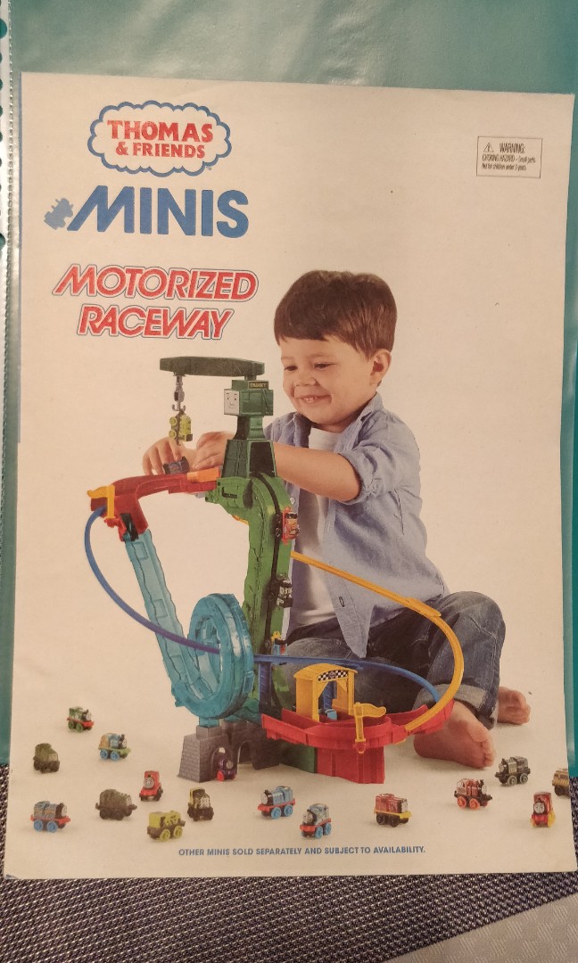 Thomas & Friends Minis Motorized Raceway, 興趣及遊戲, 旅行, 旅遊 - 旅行必需品及用品 ...