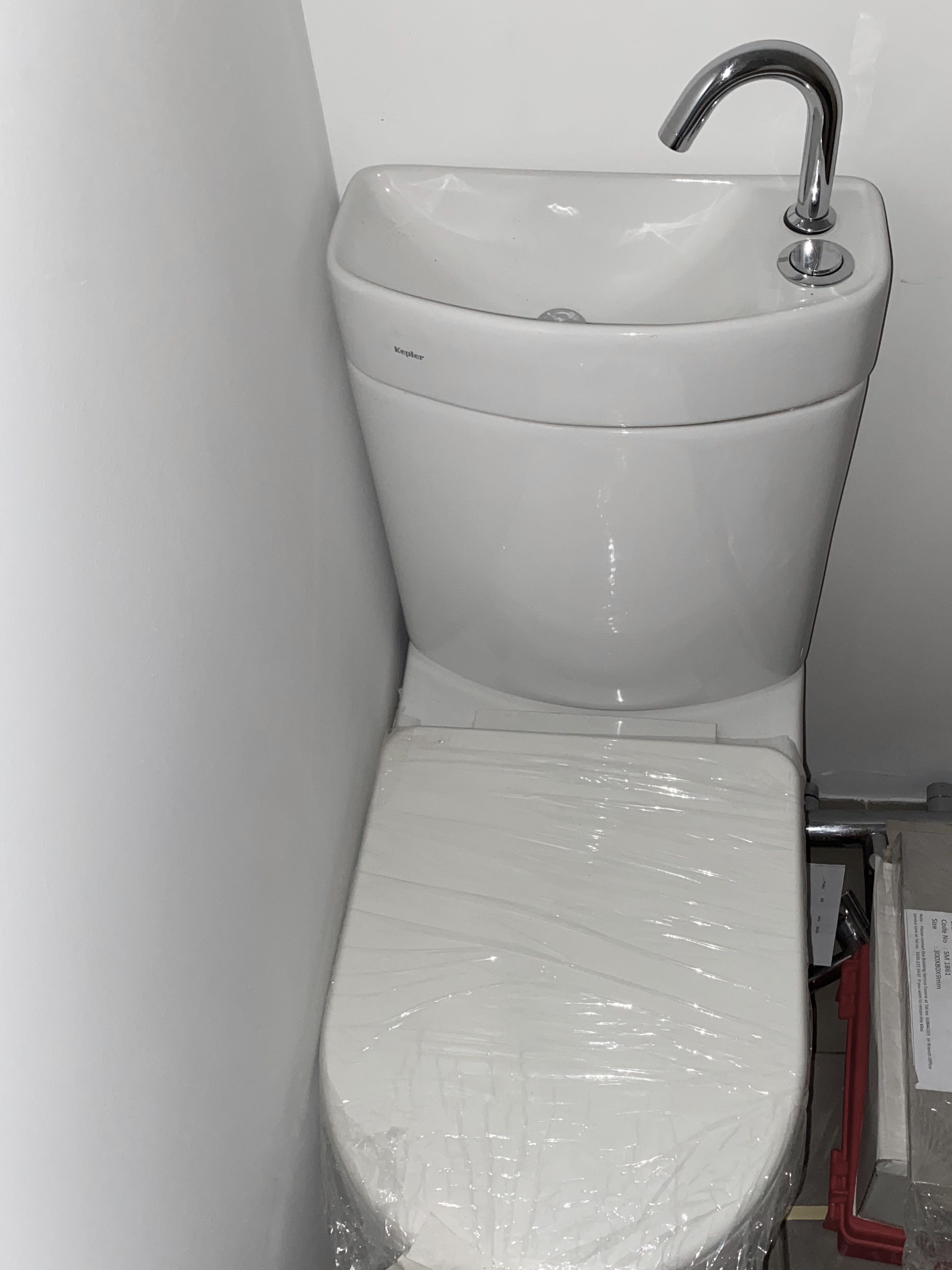 Toilet bowl, Furniture & Home Living, Bathroom & Kitchen Fixtures on ...