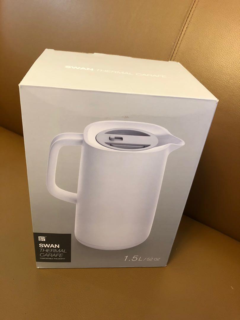 BNIB: Swan Thermal Flask 1.5L, Furniture & Home Living, Kitchenware ...