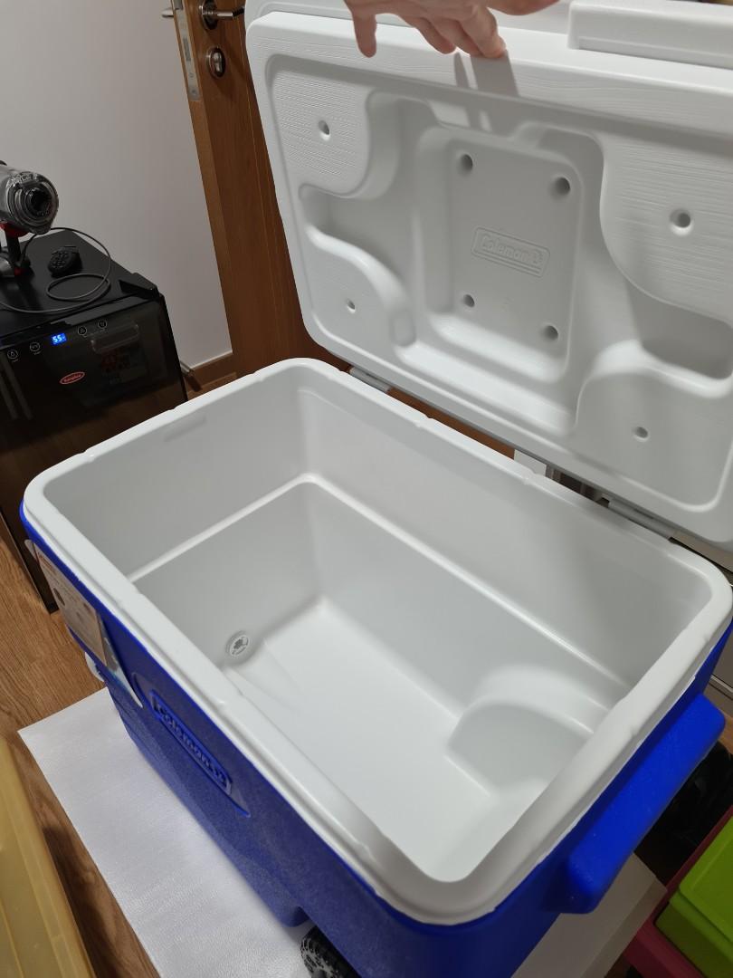 Coleman cooler box with wheels 40L, Furniture & Home Living, Home ...