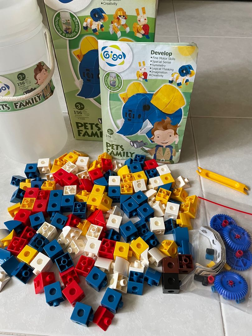 Gigo Pets Family (connect-a-cube), Hobbies & Toys, Toys & Games on ...