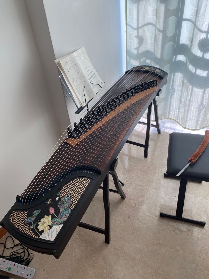 Guzheng, Hobbies & Toys, Music & Media, Musical Instruments on Carousell