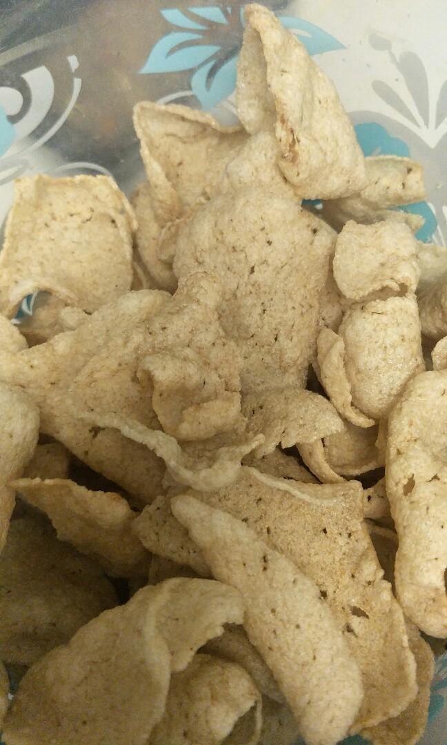 Keropok Ikan Tamban / Fish Crackers, Food & Drinks, Chilled & Frozen ...
