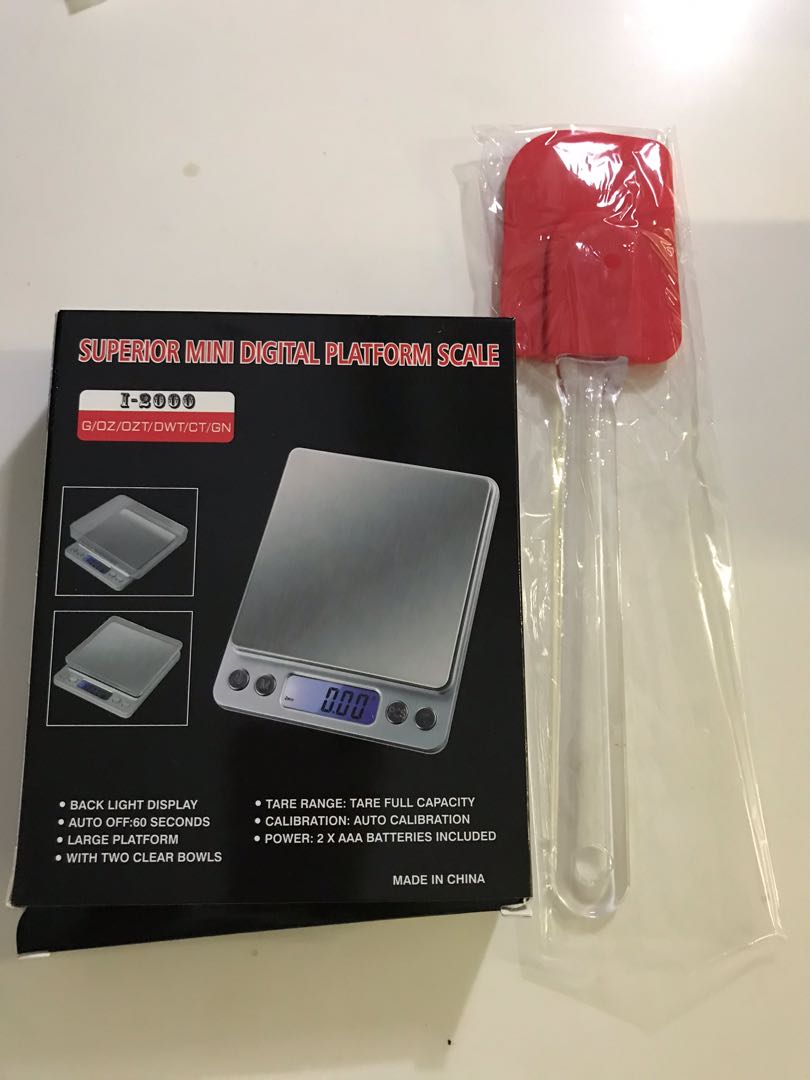 Kitchen scale (to one decimal place) + Silicone Spatula, Furniture ...