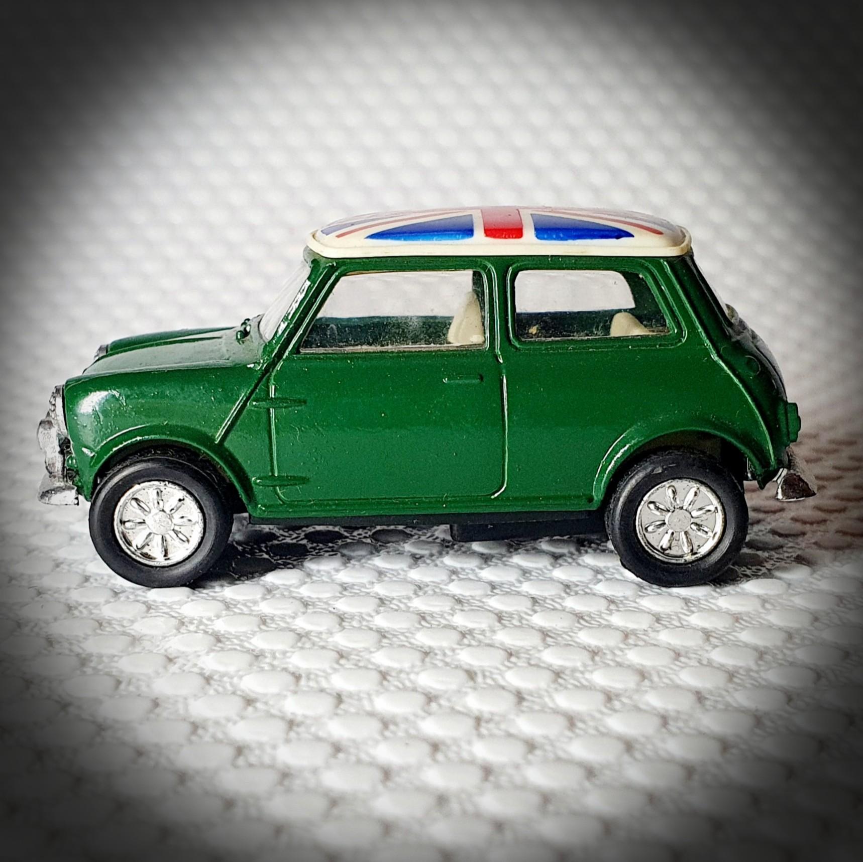 Morris Mini Cooper Die Cast Model, Hobbies & Toys, Memorabilia ...