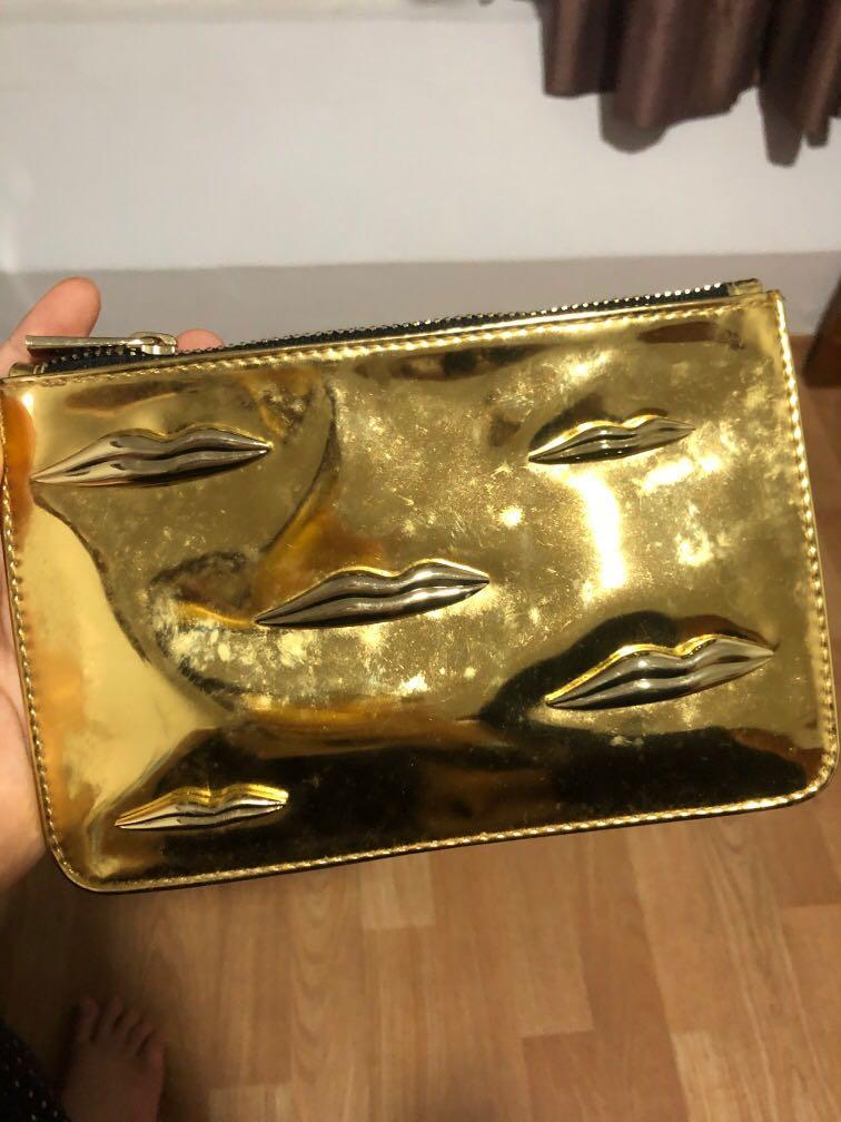 NARS makeup pouch, Women's Fashion, Bags & Wallets, Purses & Pouches on ...