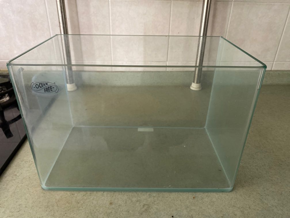 Ocean Free Tank, Pet Supplies, Homes & Other Pet Accessories on Carousell