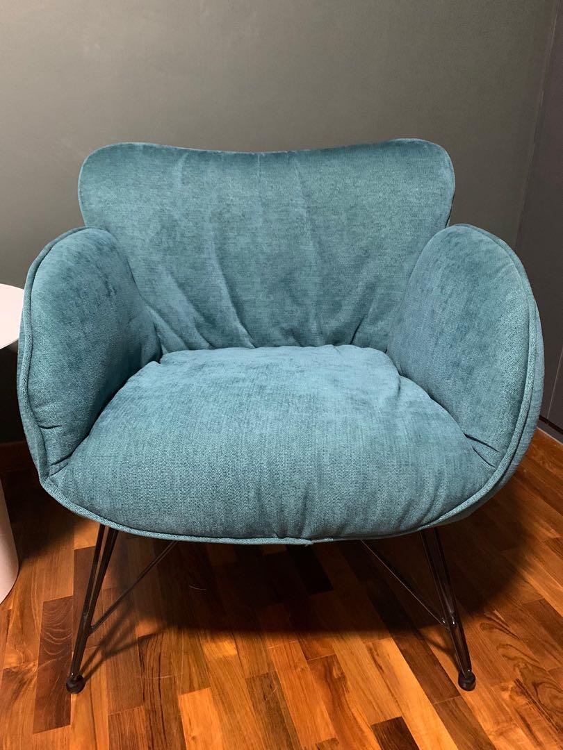 One seater couch, Furniture & Home Living, Furniture, Sofas on Carousell