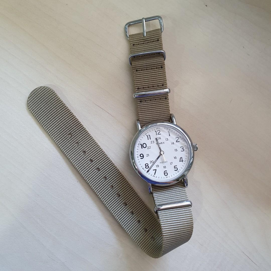 Timex Weekender, Men's Fashion, Watches & Accessories, Watches on Carousell